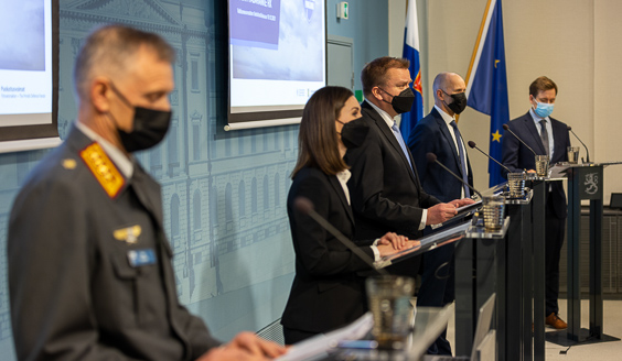 Finland’s first F-35A multirole fighter was presented to the public at ...